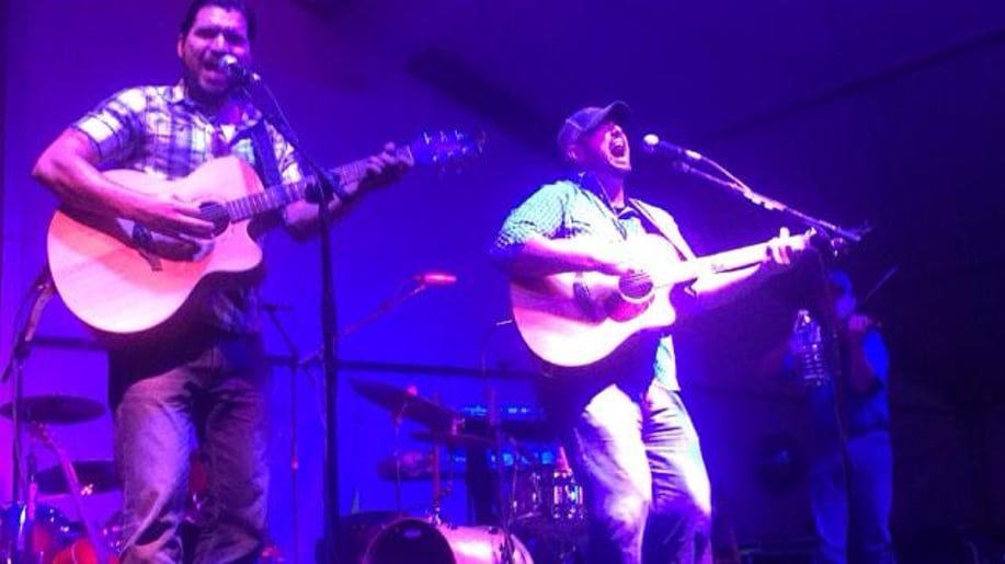 Hire Jonathan Moody - Singing Guitarist in Washington, DC | GigSalad