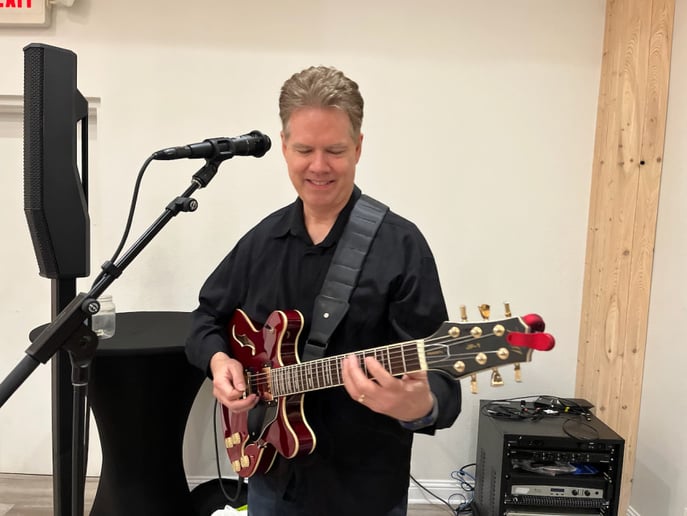 Hire Riley Wilson - Singing Guitarist in Frisco, TX | GigSalad