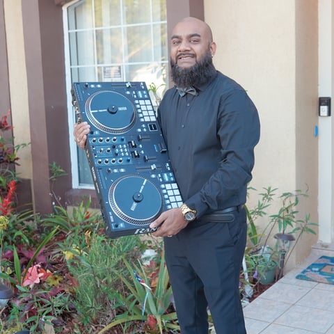 Hire DJ Massive - DJ in Orlando, FL | GigSalad