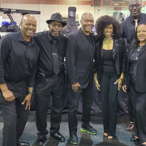 Hire Nadine and her Soul of New York Band - Party Band in West Orange ...