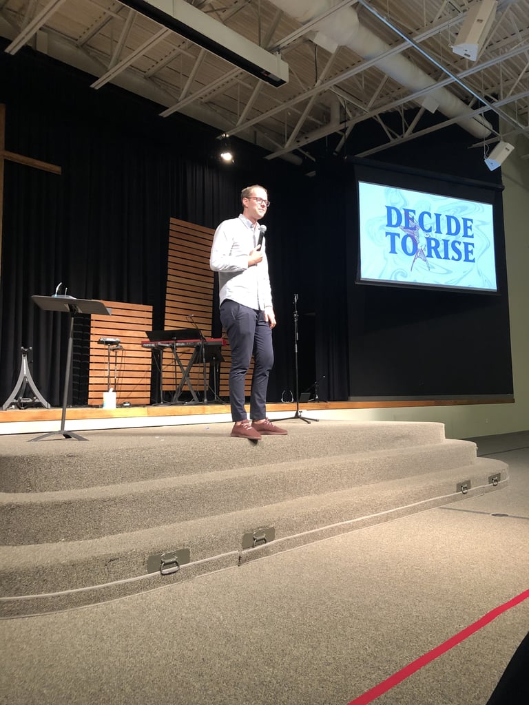 Hire Tyler Fowler - Comedian in Chicago, IL | GigSalad