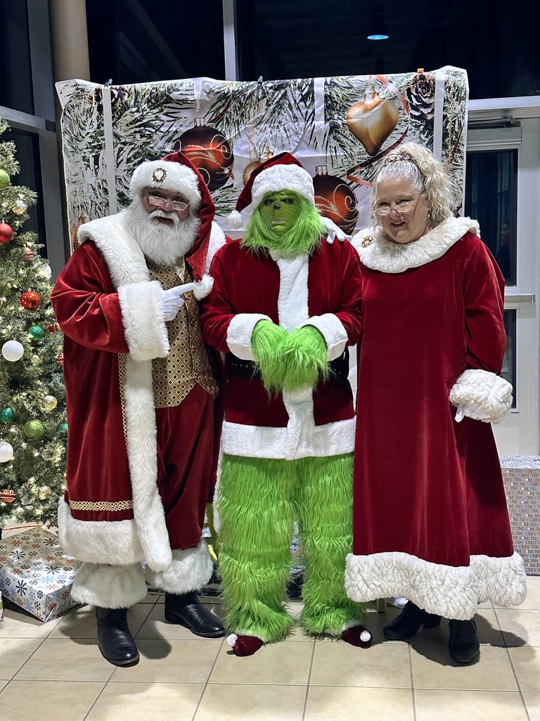 Hire Santa Ray and Mrs. Claus - Santa Claus in your area, | GigSalad