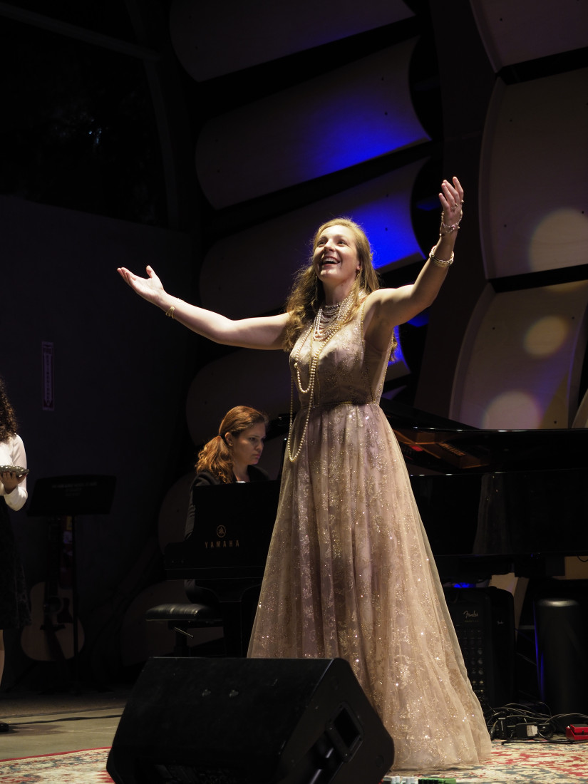 Hire Abigail Whitman - Classical Singer in Los Angeles, California