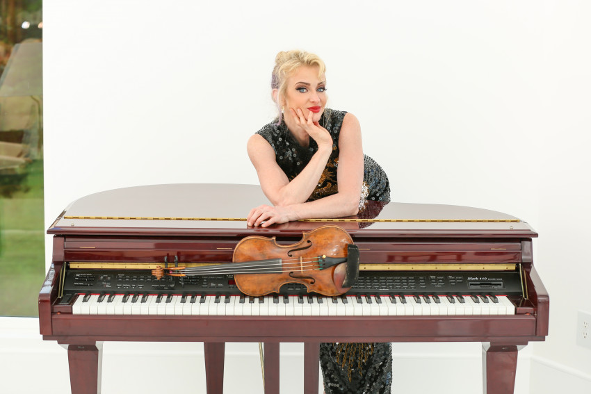 Hire Aerial Acrobatic Violinist, Singer, Pianist and Entertainer ...