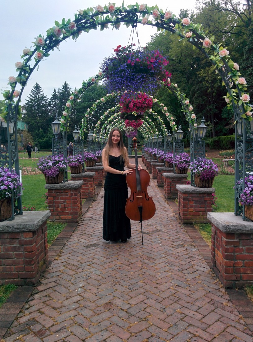 Hire Alexandra NYC Cellist and Strings - String Trio in New York City ...
