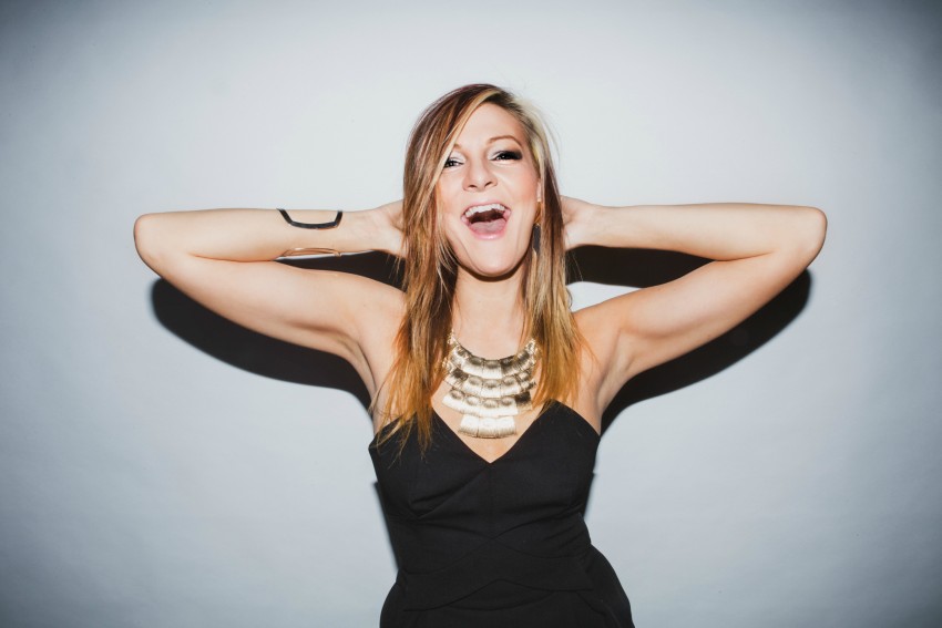 Hire Amanda Earhart - Pop Singer in Oklahoma City, Oklahoma