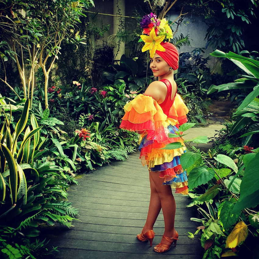 Hire Variety of Professional Dancers and Performers - Salsa Dancer in ...