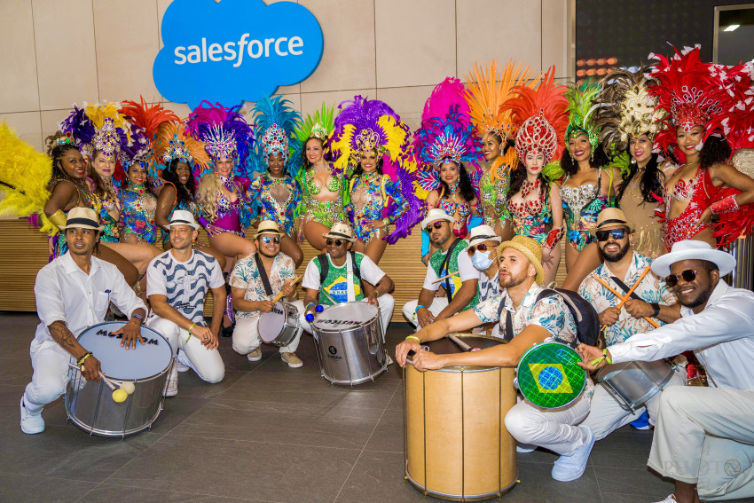 Hire Amor do Samba - Samba Dancer in San Francisco, California