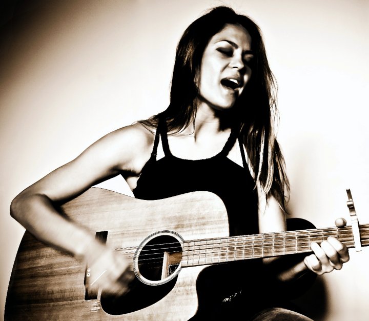 Hire Amy Jean Davis - Singing Guitarist in San Jose, California
