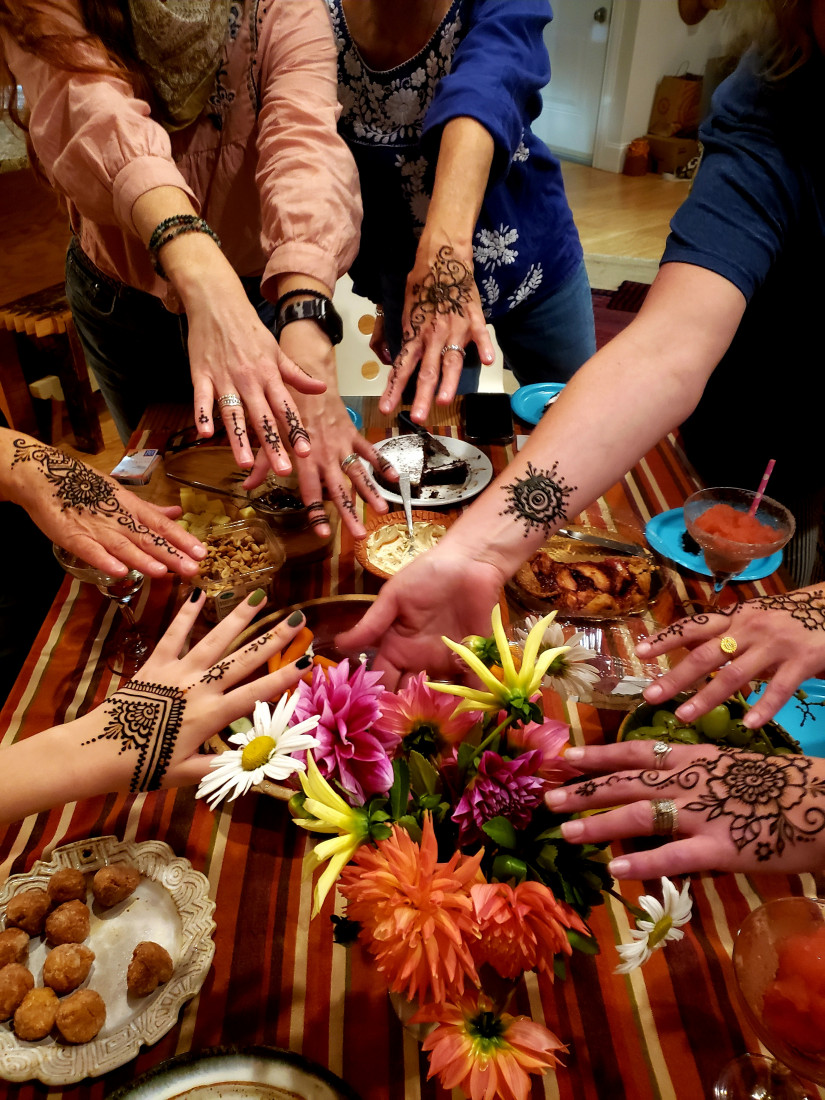 Hire Artist Maria Ledwith - Henna Tattoo Artist in Ledyard, Connecticut