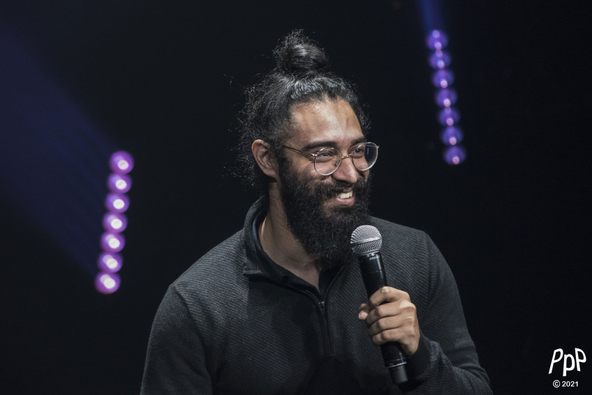 Hire Ashwyn Singh - Comedian in Toronto, Ontario