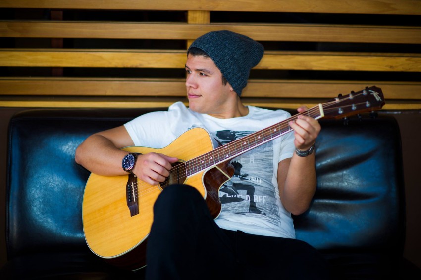 Hire Austin Ellis - Singing Guitarist in Nashville, Tennessee