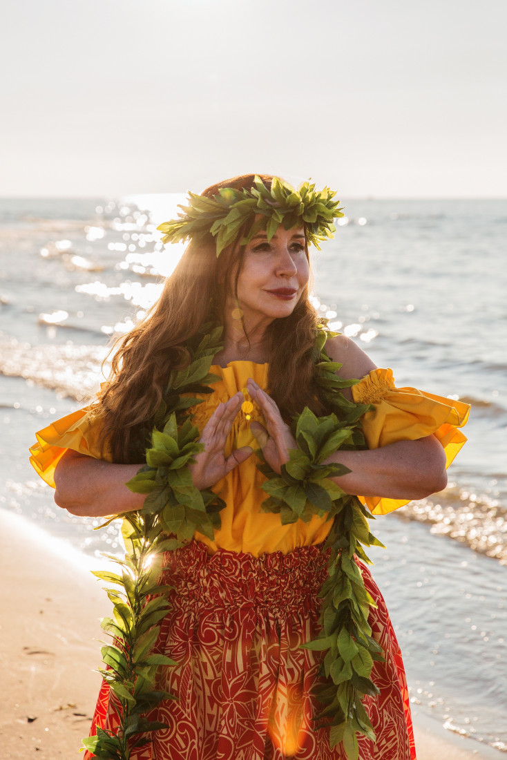 Hire Authentic Hawaiian dance. - Hula Dancer in London, Ontario