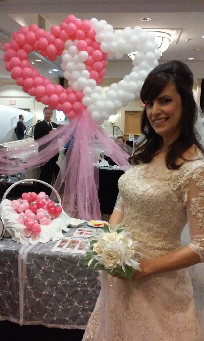 Hire Balloon Gal Jenny - Balloon Twister in Troy, New York