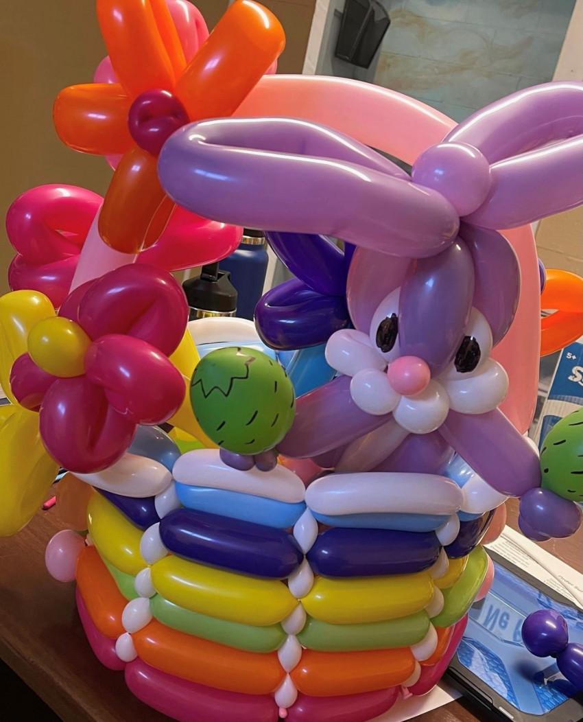Hire Balloon Twisting & Balloon Decor - Balloon Twister in Acworth, Georgia