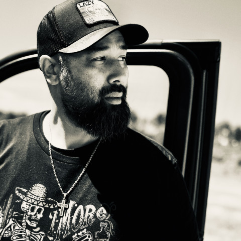 Hire Barefoot Joe - Country Singer in Chester, Virginia