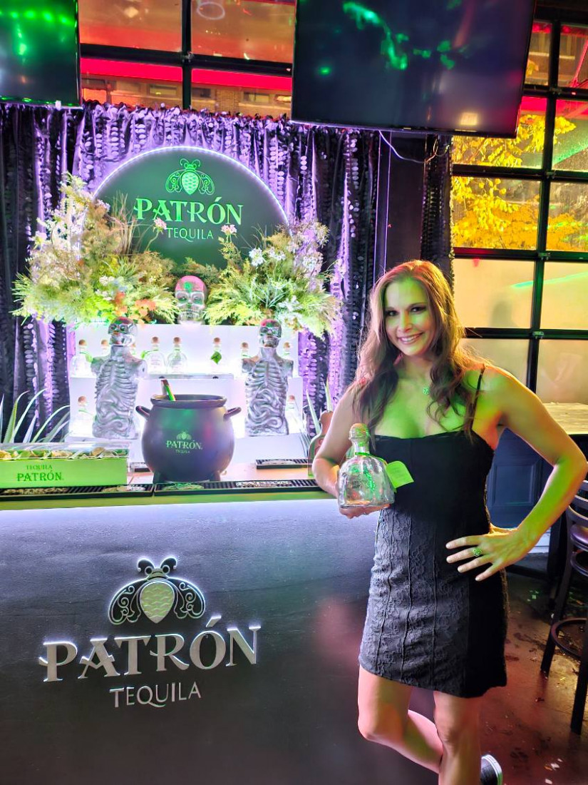 Hire Bartender with personality! - Bartender in Chicago, Illinois