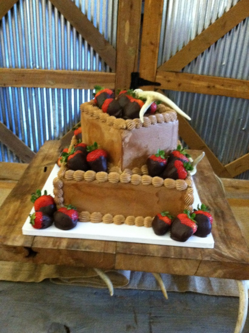 Hire Bayou Cakes LLC - Cake Decorator in Crowder, Mississippi