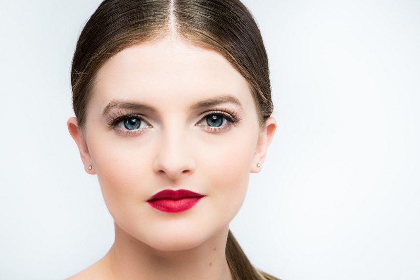 Hire Bella Makeup Services - Makeup Artist in Lancaster, California