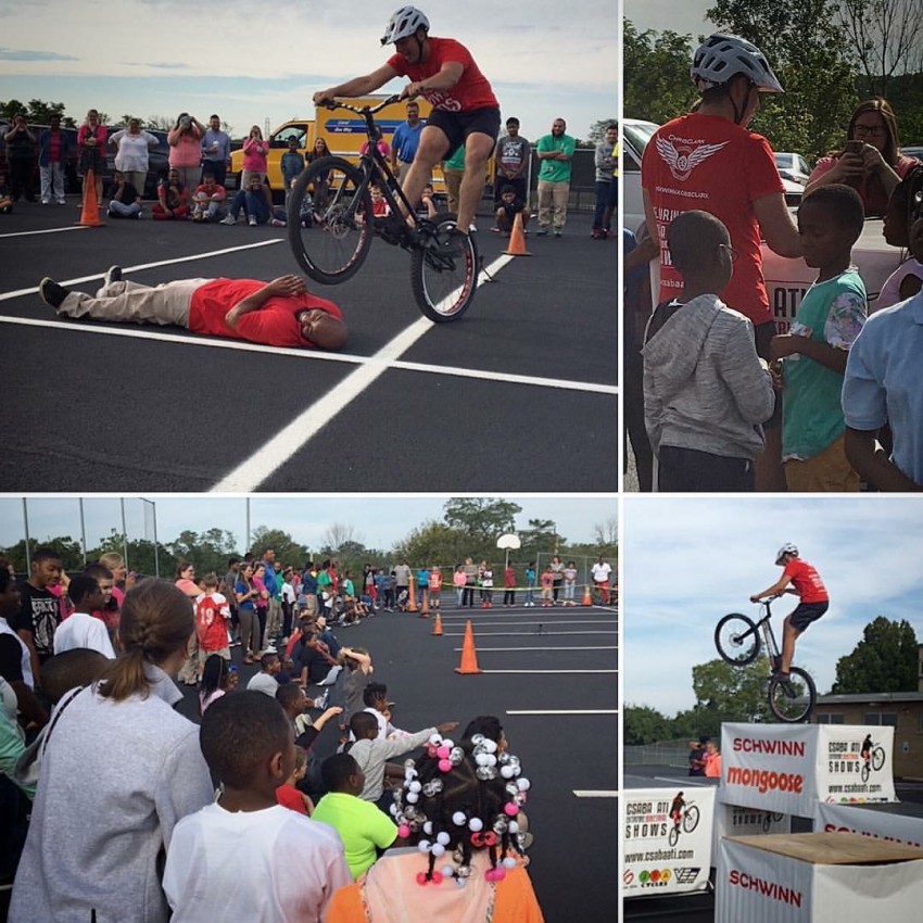 Hire Biketrials Stunt Show - Acrobat in Los Angeles, California