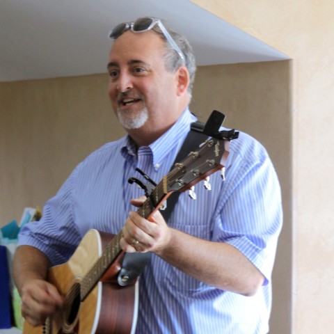 Hire Bob Bean Guitar - Singing Guitarist in West Boylston, Massachusetts