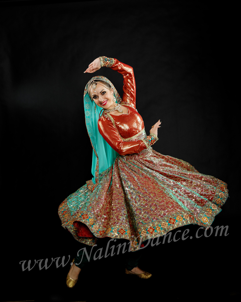 Hire Bollywood/Bellydance/Romani Dance Show - Bollywood Dancer in ...