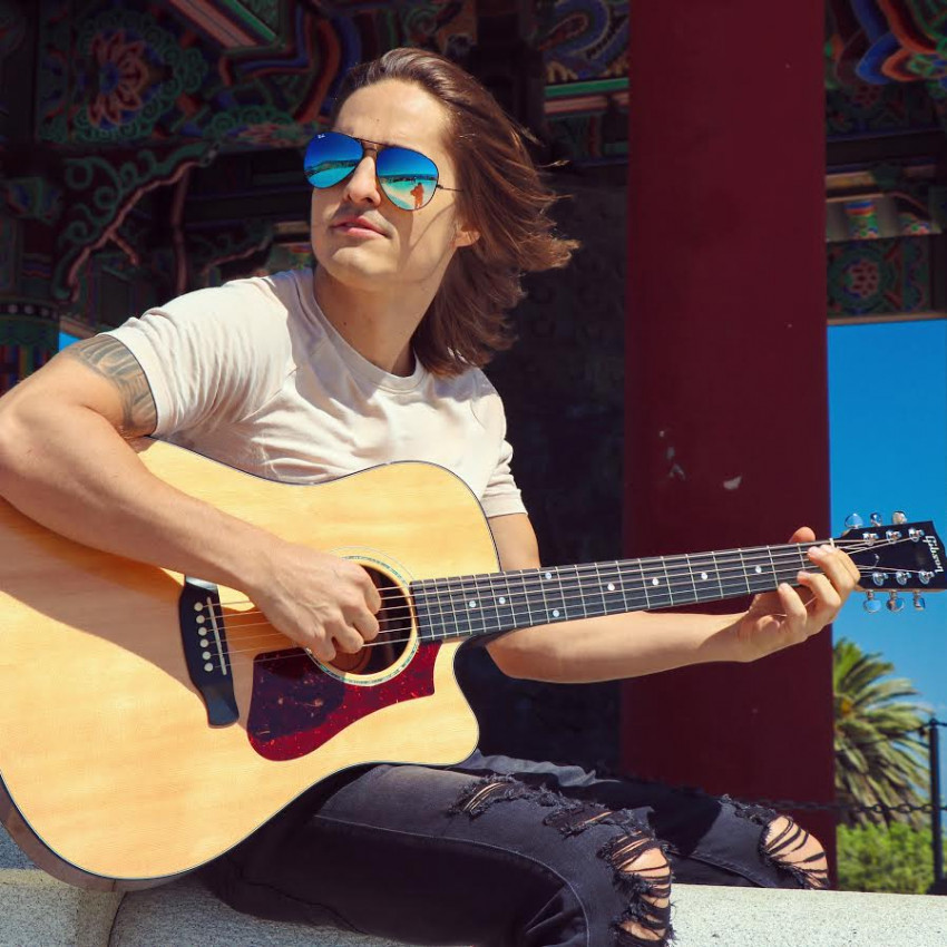 Hire Brandon Paul - Singing Guitarist in Hermosa Beach, California