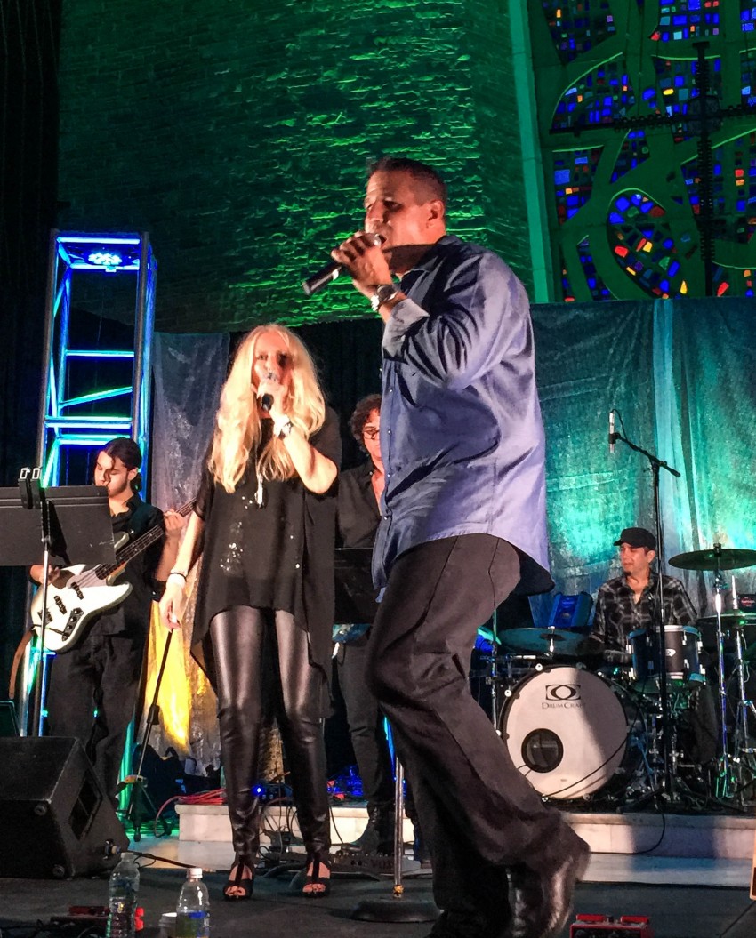 Hire Crosswalk - Experience Worship - Christian Band in Orlando, Florida
