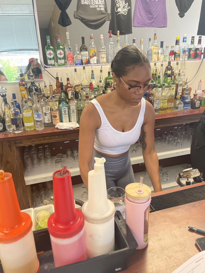 Hire Bubbly Bartender - Bartender in Washington, District Of Columbia