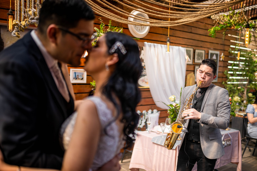 Hire Carlos Rios - Sax - Saxophone Player in Miami, Florida