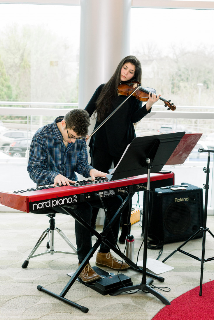 Hire Cassandra Hawkins - Violinist in Nashville, Tennessee