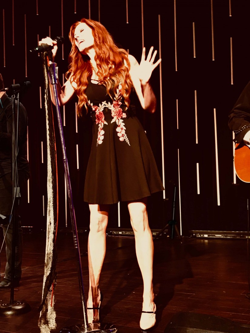 Hire Catherine Loyer and Strawberry Roan - Cover Band in Portland, Oregon