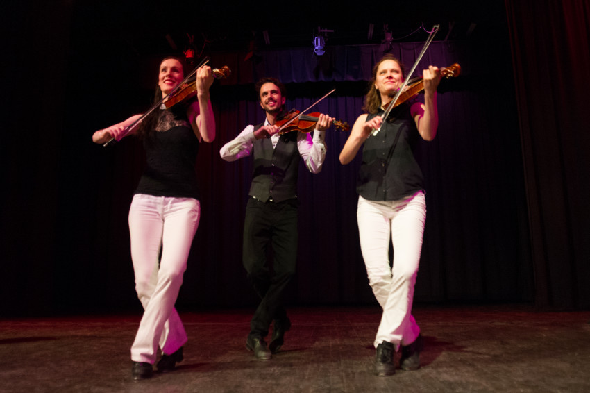 Hire Celtic Fiddle - Fiddler in Stratford, Ontario