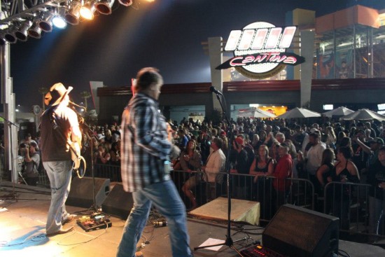 Hire Chad Freeman and Redline - Country Band in Gilbert, Arizona