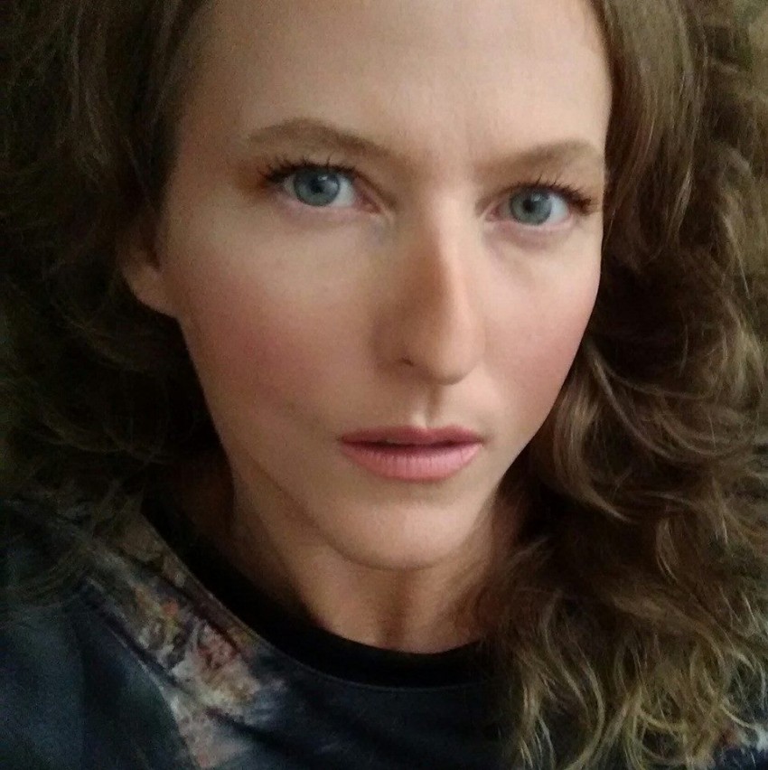 Hire Charish - Actress in Fresno, California