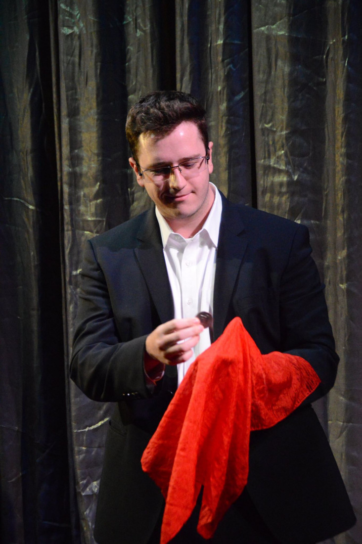 Hire Charlie Ross Magic - Magician in Washington, District Of Columbia