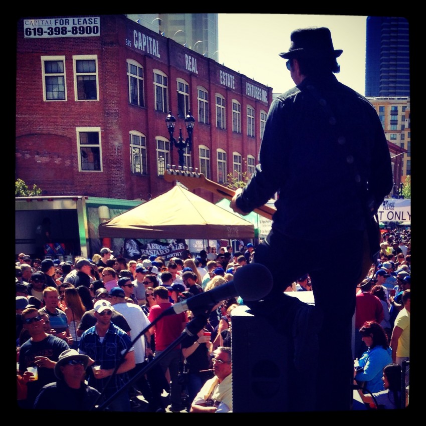 Hire Chris James - Singing Guitarist in San Diego, California