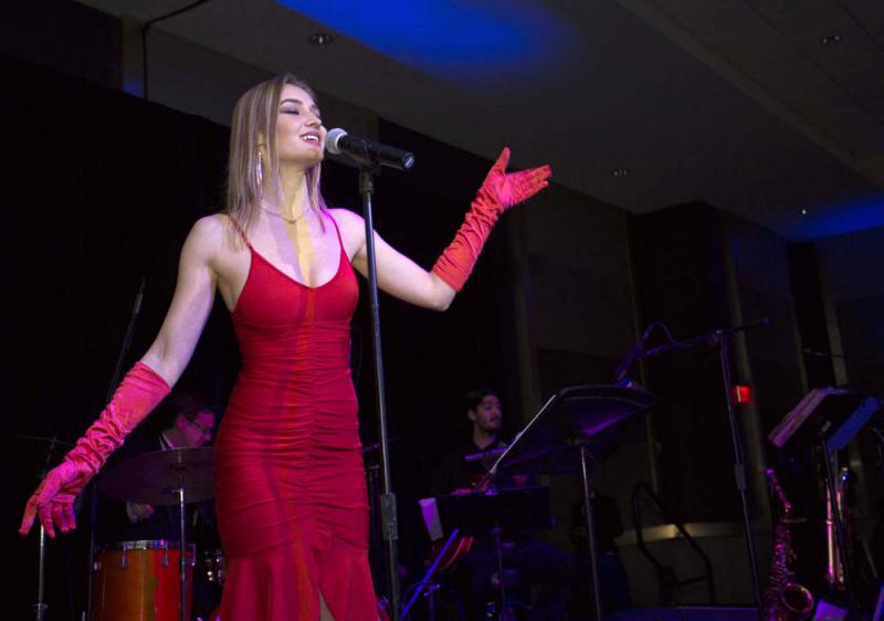 Hire Christina Sofina Jazz Singer In Los Angeles California