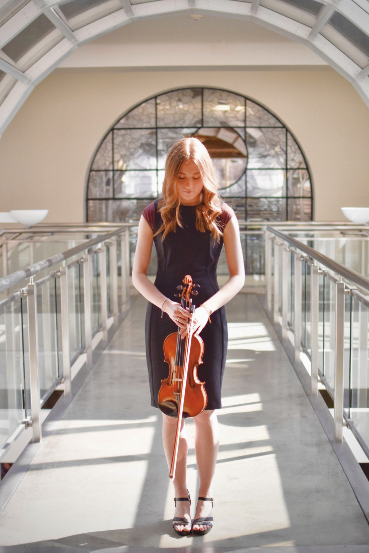 Hire Clara Thomas Violin - Violinist in Provo, Utah