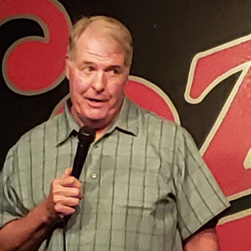 Hire Coach Tom Holaday - Comedian in Williamsburg, Virginia