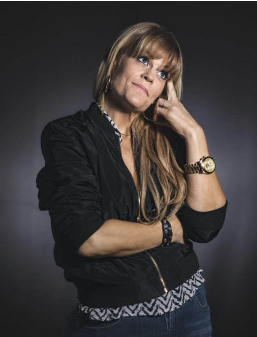 Hire Comedian & Actress Trixie Mitchellson - Stand-Up Comedian in San ...