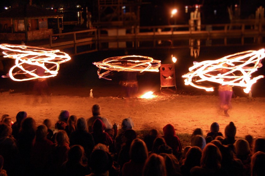 Hire Creative Flame - Fire Dance Cirque & Variety - Fire Performer in ...