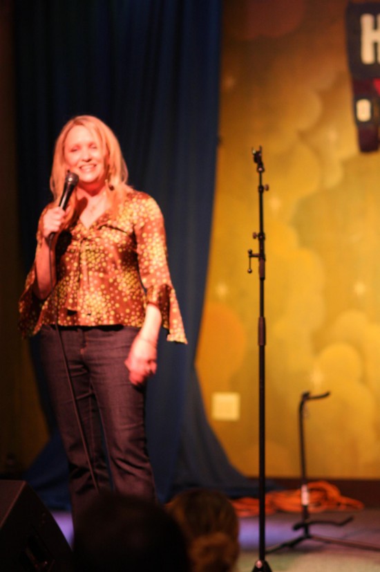 Hire Daun Thompson, Comedienne - Stand-Up Comedian in Dallas, Texas