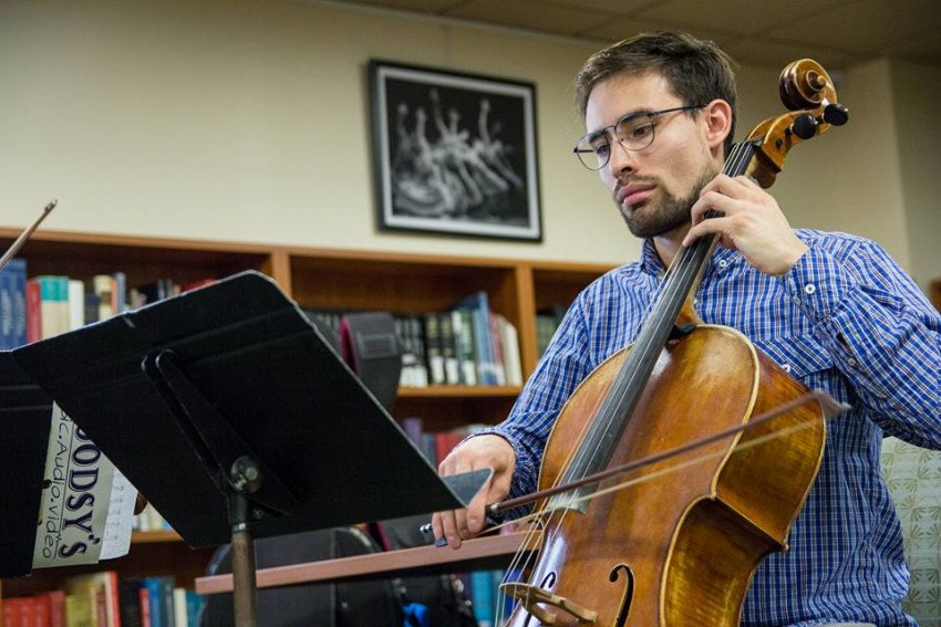 Hire David Londoño Cellist. - Cellist in Cleveland, Ohio
