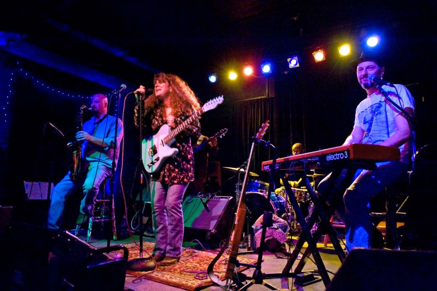 Hire Debbie Bond and "Radiator" Rick - Blues Band in Northport, Alabama