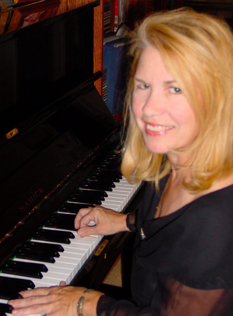 Hire Dee Fleming, vocalist, guitarist, pianist - Singing Guitarist in ...