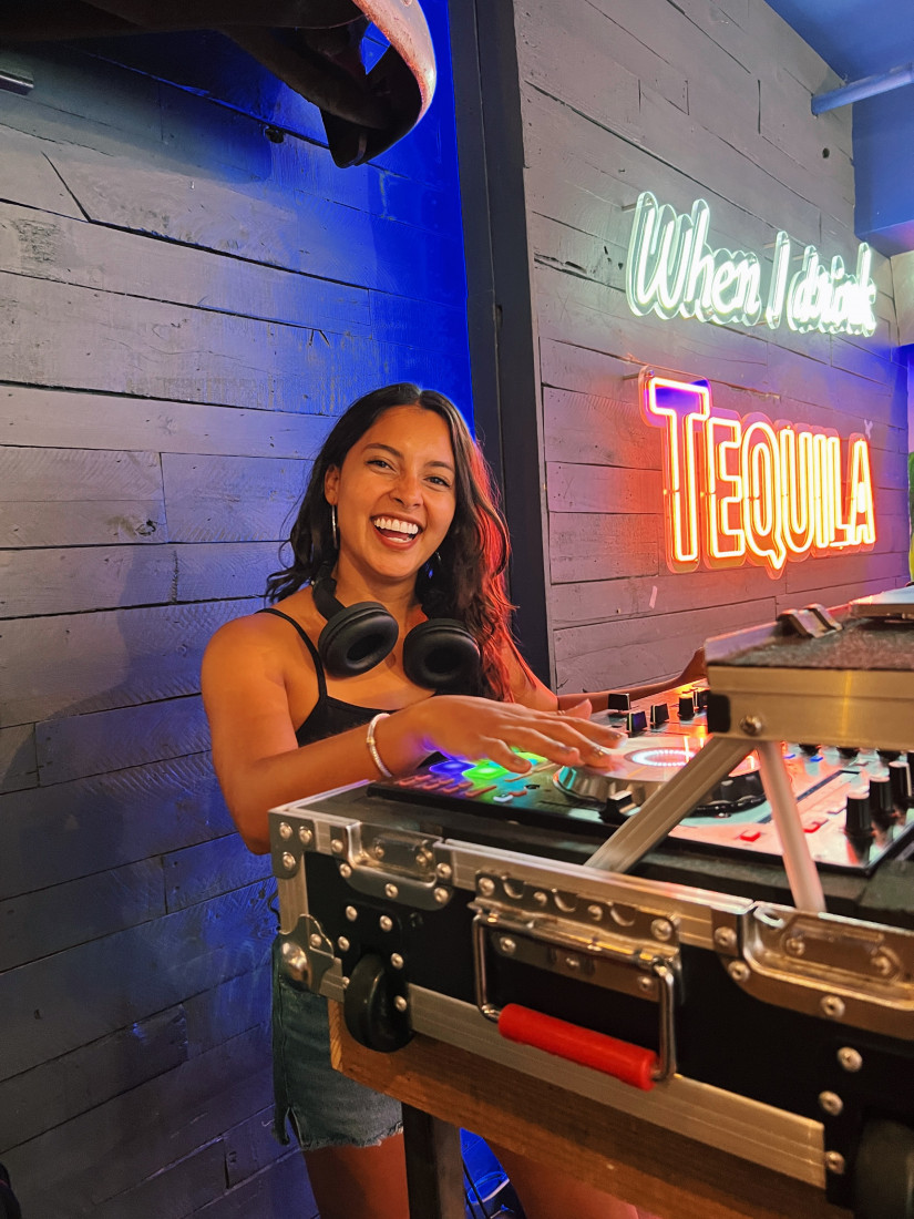 Hire DJ Avera - DJ in Hoboken, New Jersey