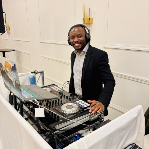 Hire DJ Bombos - Mobile DJ in Cincinnati, Ohio