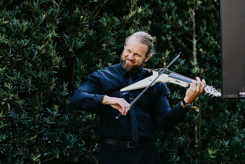 Hire Jared Violin - Violinist in Orlando, Florida