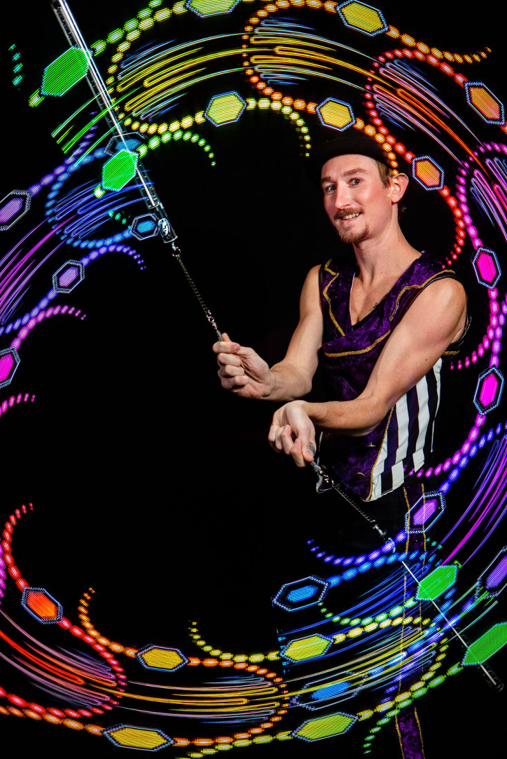 Hire Eli March - Juggler in Portland, Oregon